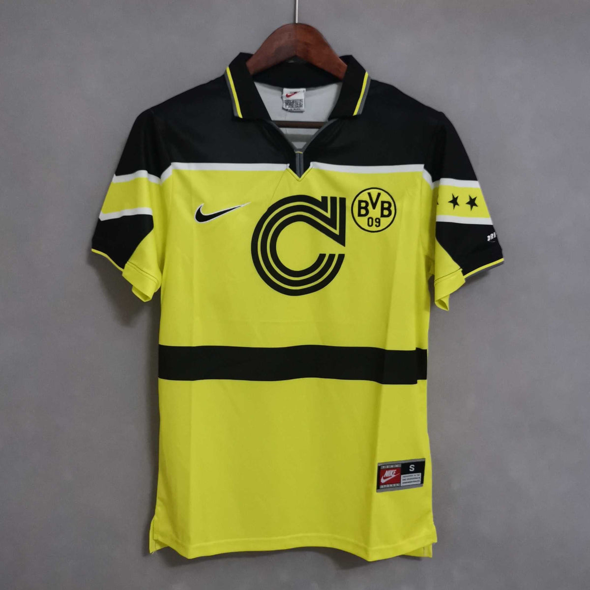 Borussia Dortmund Maglia UCL Winners 1996/97 – Retro Soccer Kit
